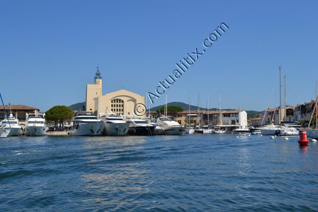 Port Grimaud - Découvrir la cité (carte, images, présentation, location...)